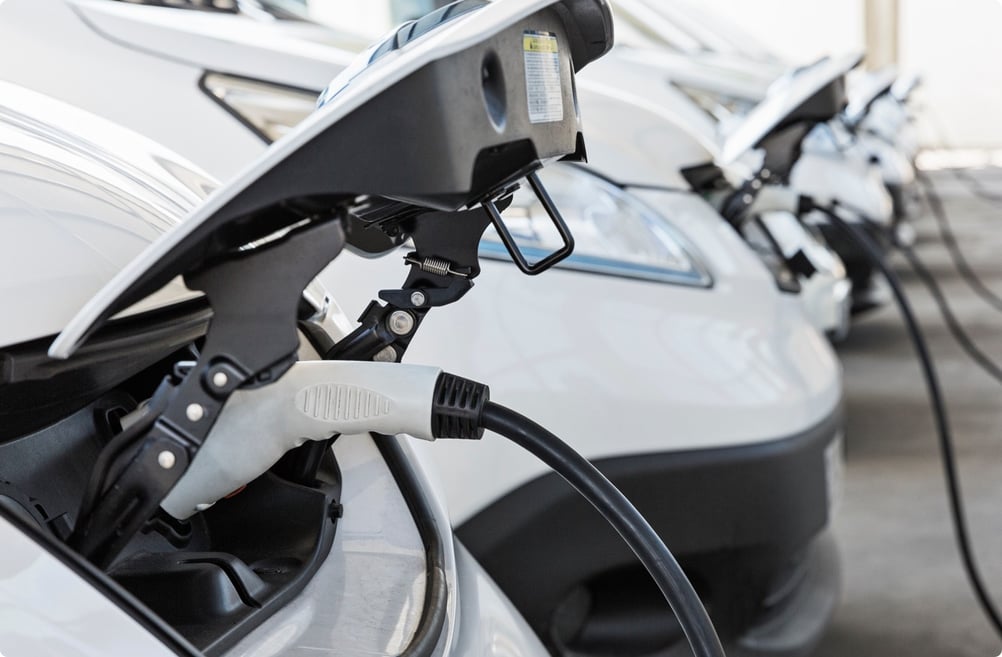 Managing Electric Vehicle Fleet with Reveal | Verizon Connect